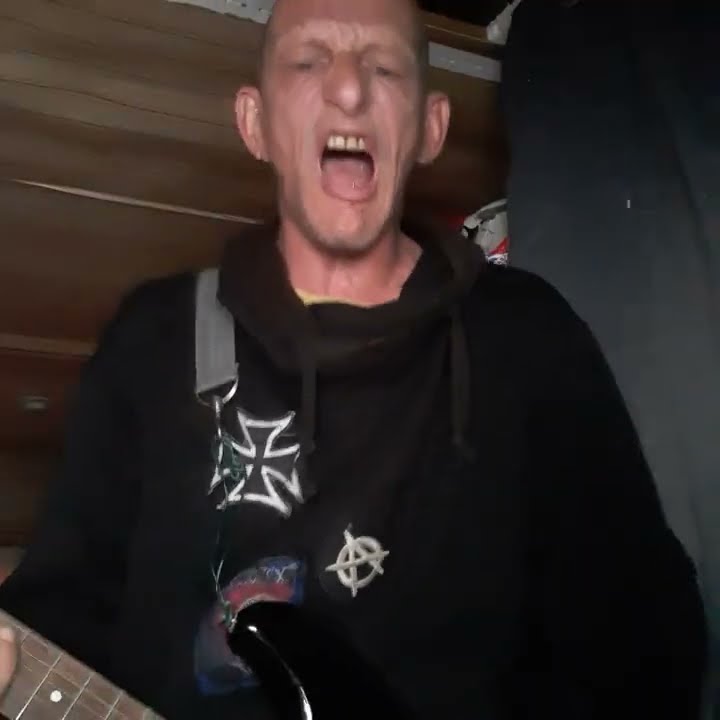 j'avance dans le destroy - YouTube