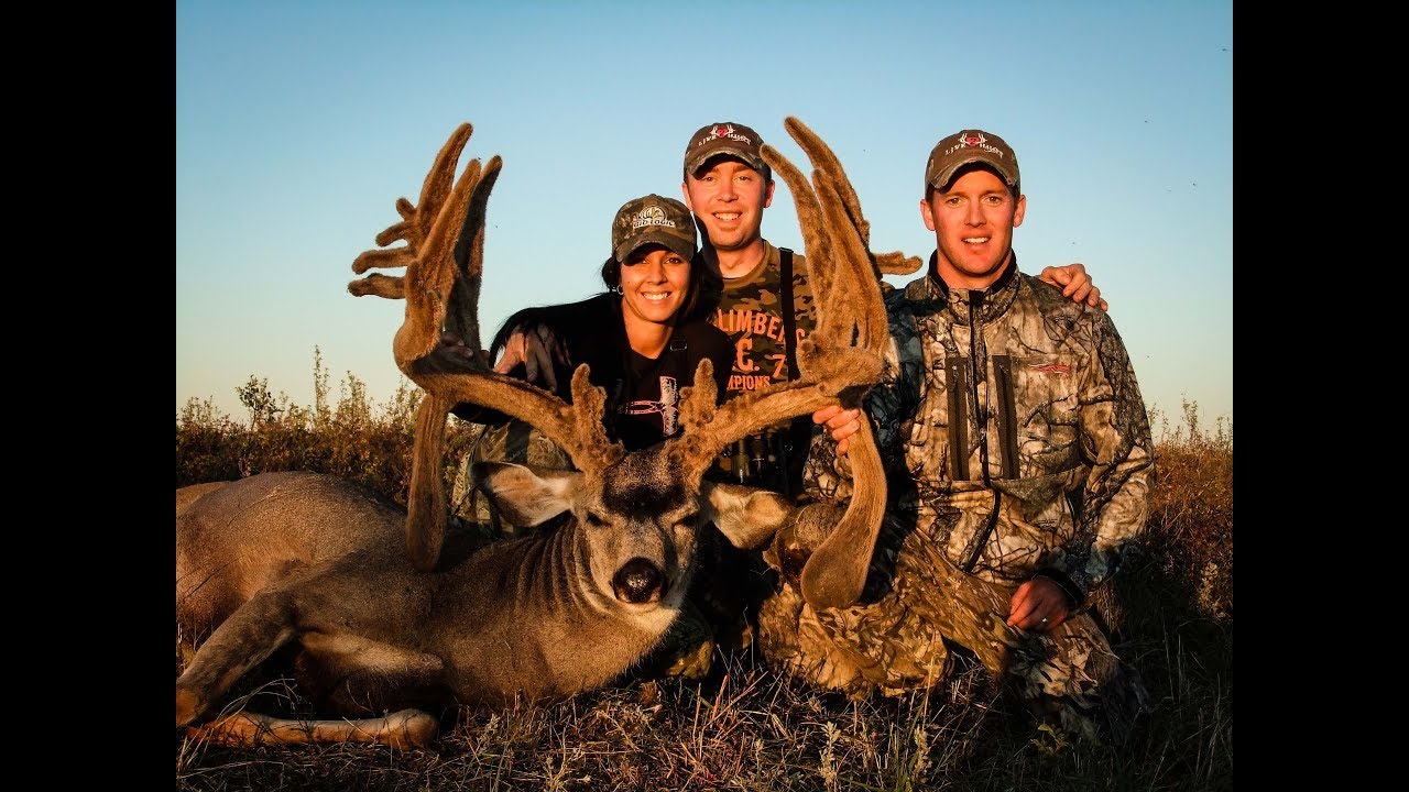 WHO WE ARE AS HUNTERS! LIVE2HUNT with Cody and Kelsy - YouTube