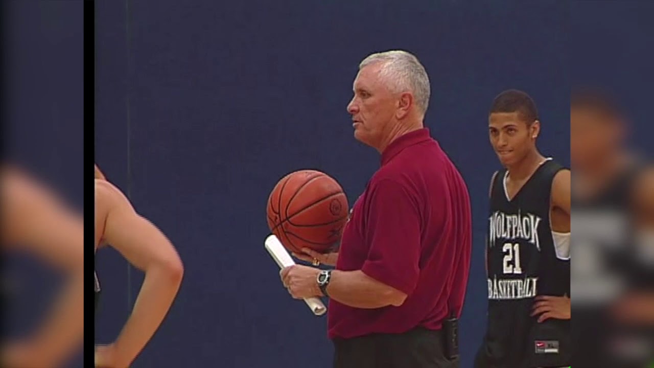 Bob Hurley's Live Five on Five Basketball Drills in Basketball - YouTube