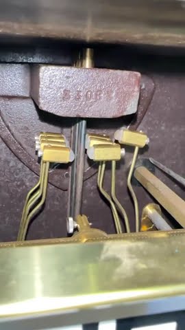 Giá Thợ:9tr..O.đô 62-5gong/8 búa Chơi bài Westminters-Âm hay-Zin nguyên ...