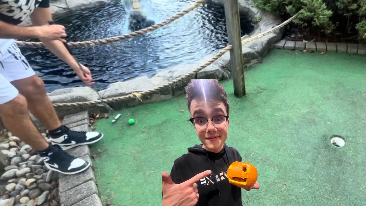MINI GOLF AND PUMPKIN CARVING - YouTube