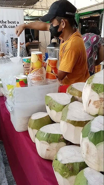 Buko Juice. Fresh Coconut Juice 🌴🥤. Centris Sunday Market Philippines ♥️🇵🇭 - YouTube