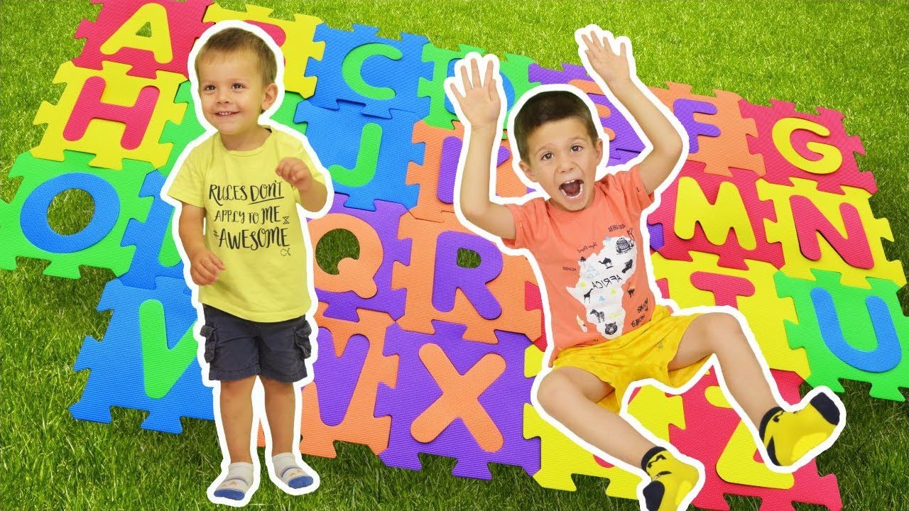 ABC song - Learn English Alphabet for children with Happy Colors - YouTube