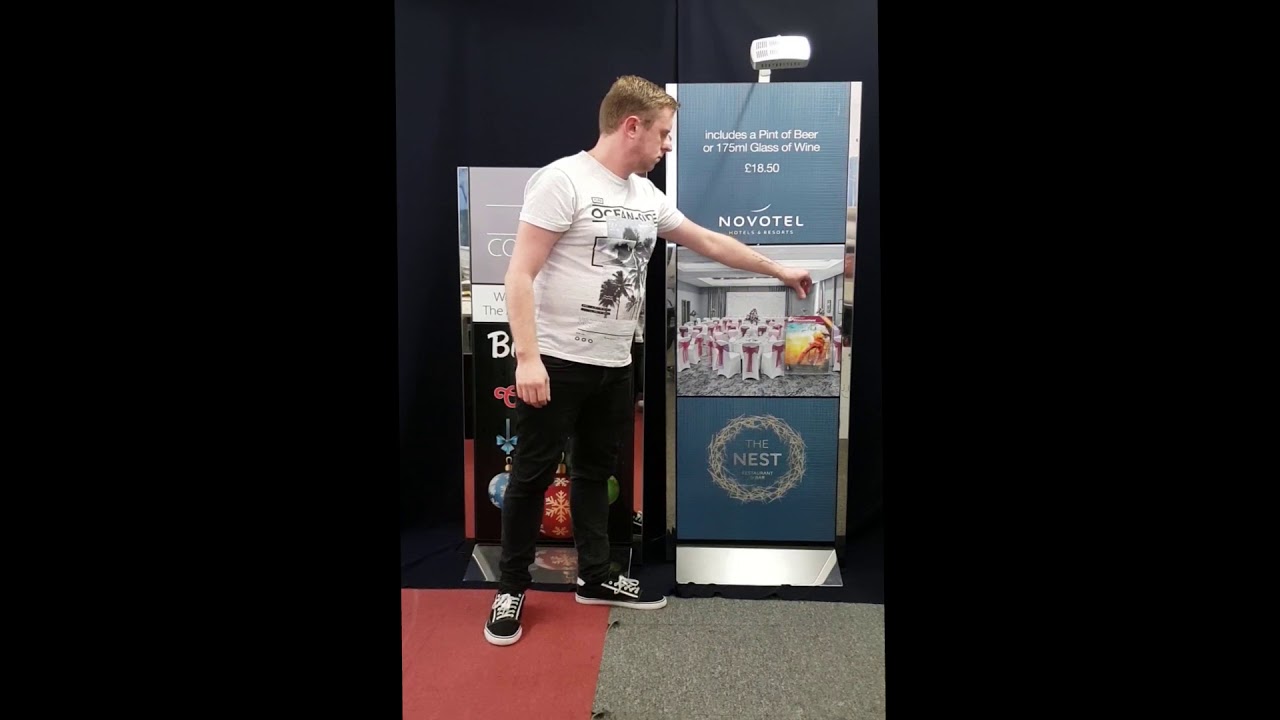 Uniqe Display System - YouTube