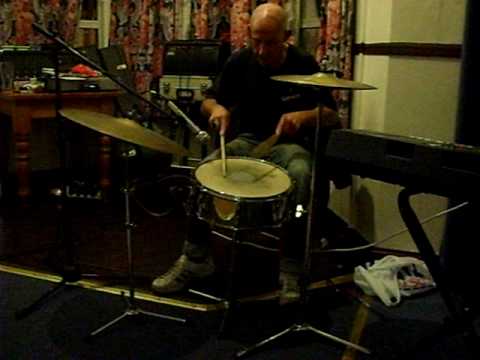 Genius Drummer imitates steam train - YouTube