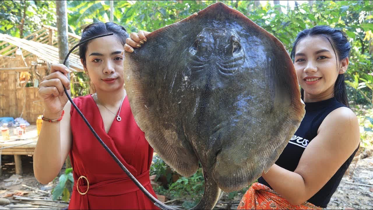Yummy cooking stingray fish recipe - Cooking sea food - YouTube