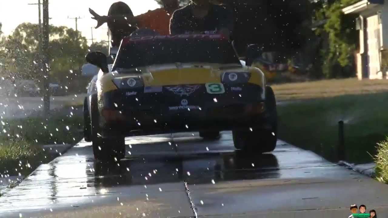 Slow Speed Chase Dodge Police Car vs Corvette - YouTube