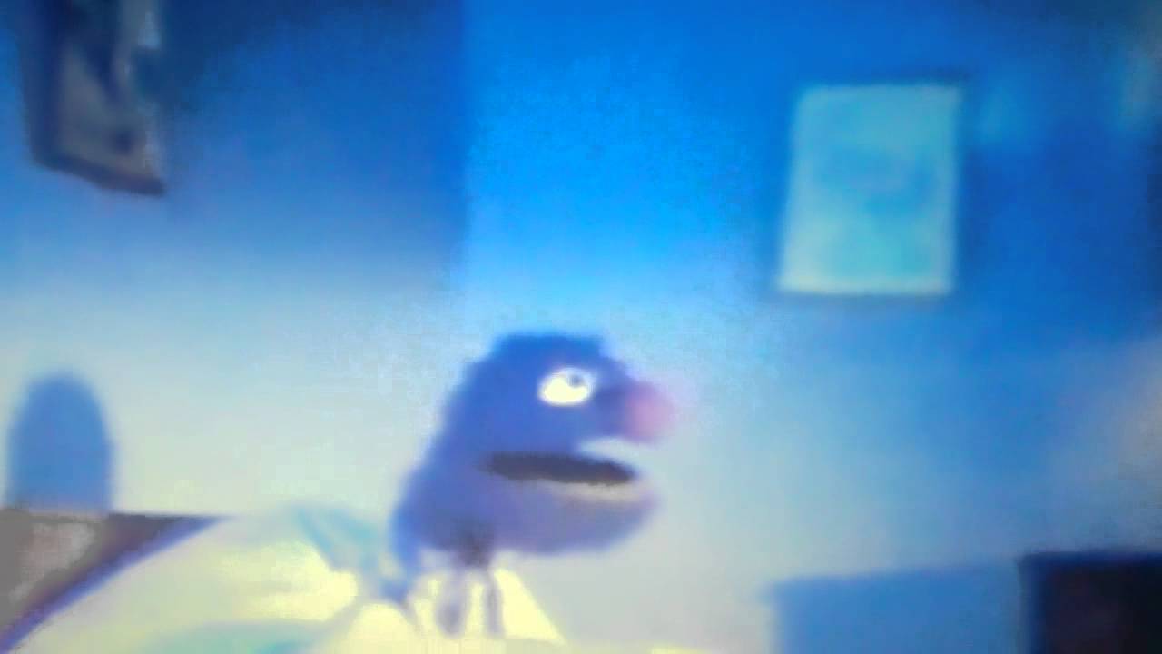 Grover pretends to be on the Moon - YouTube