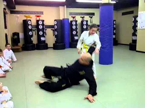 karate flip - YouTube