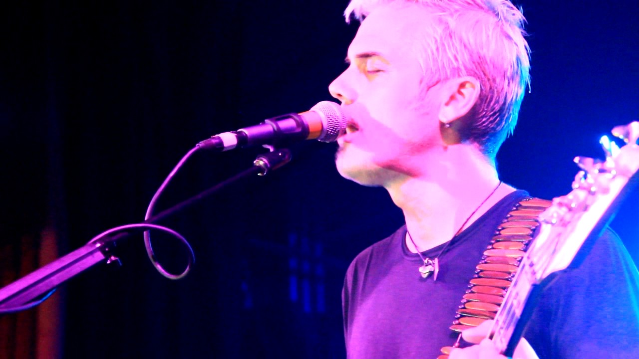 Rob Wynia & The Sound - Strychnine - YouTube