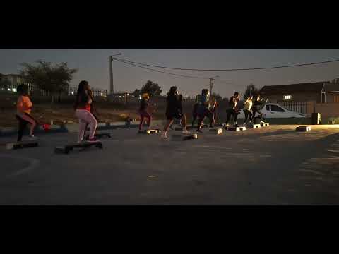 Fleurhof Fitness Club Step With Thabiso - YouTube
