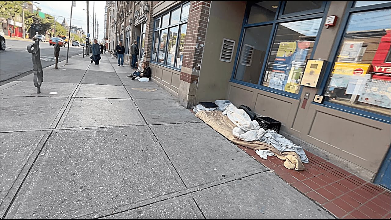 Homeless in Toronto | Ep.37 | Homelessness Everywhere I Look - YouTube