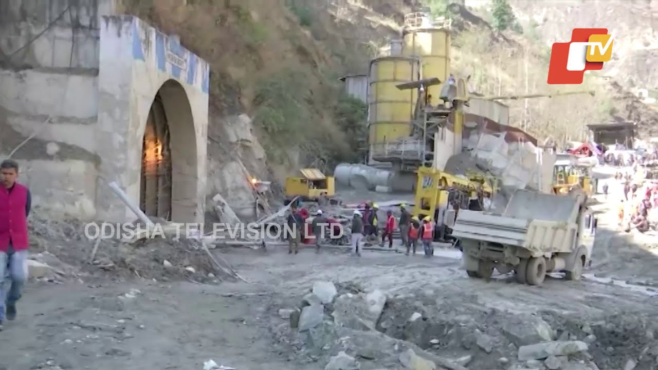 Chamoli DM On Rescue Operations In Tunnel - YouTube