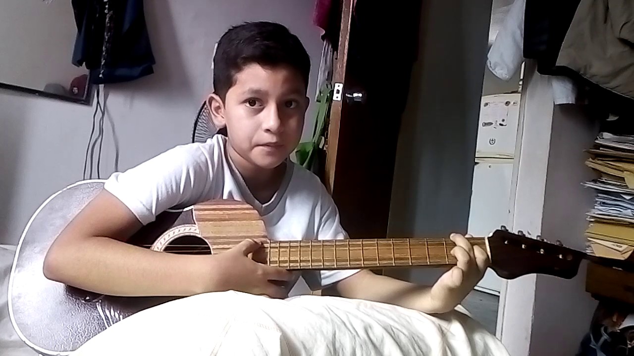 COMO APRENDER A TOCAR CUATRO (PASOS FÁCILES) - YouTube