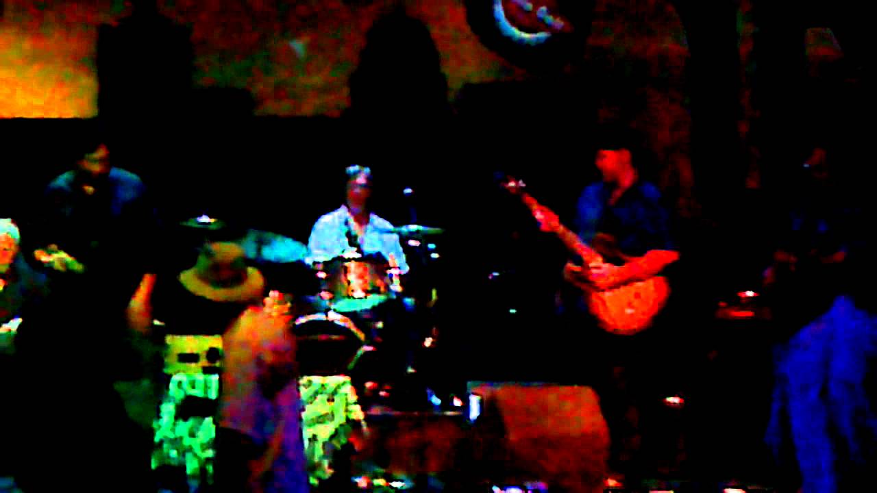 Tom Korstad rocking the house... - YouTube