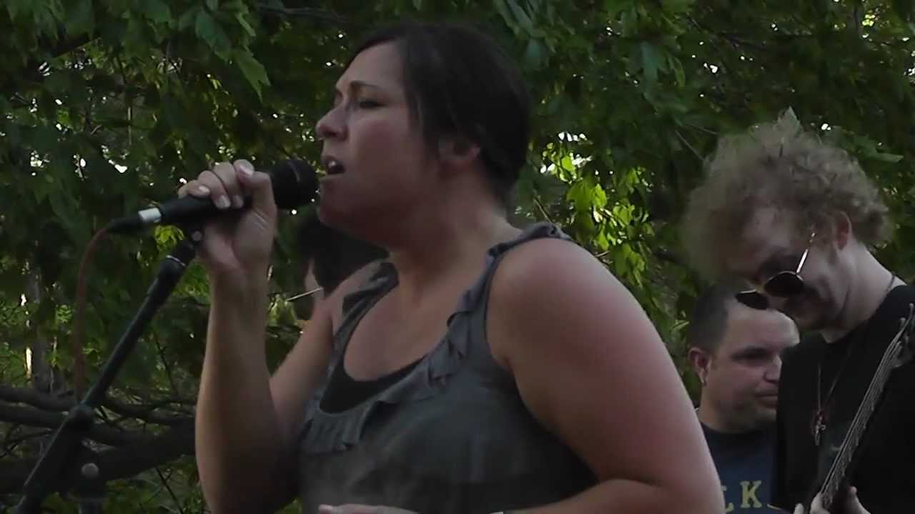 Dirt Road Rockers - I'm The Only One at Hillcrest Music Festival - YouTube