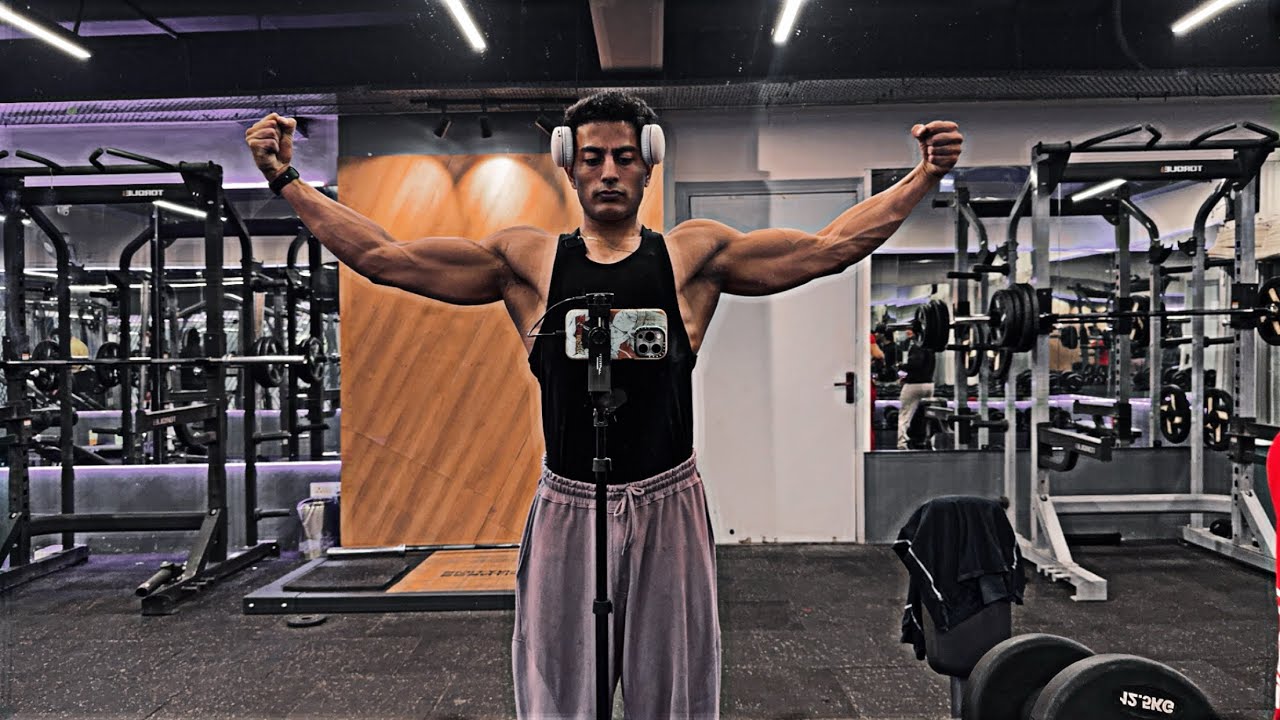 ARMS AND SHOULDERS blaster workout 😗 - YouTube
