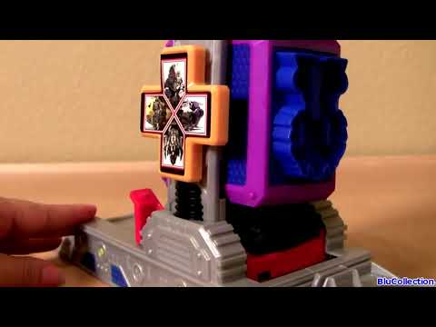(REUPLOAD) Play Doh Transformers Autobot Workshop Playset Transform Lightning McQueen in Autobots