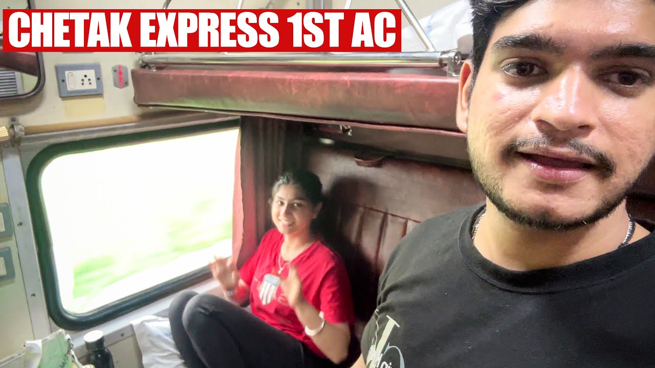 Travel with Girl 😍| Chetak Express 1st AC Experience | Udaipur to Delhi ...