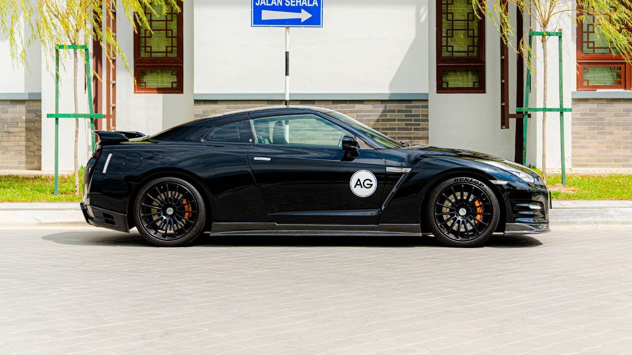 How did Sean spend 4 days with a 700hp R35? - YouTube