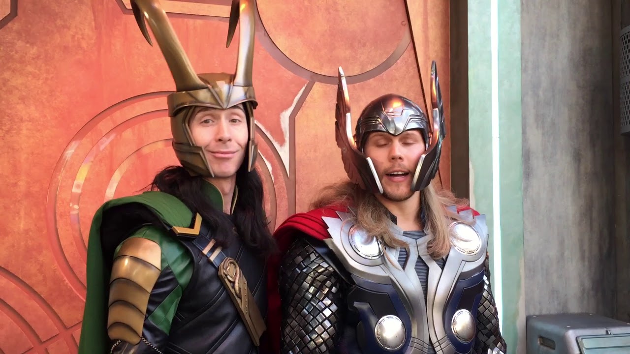 °o° When Loki & Thor say HI ! to my girlfriend - Disneyland - YouTube