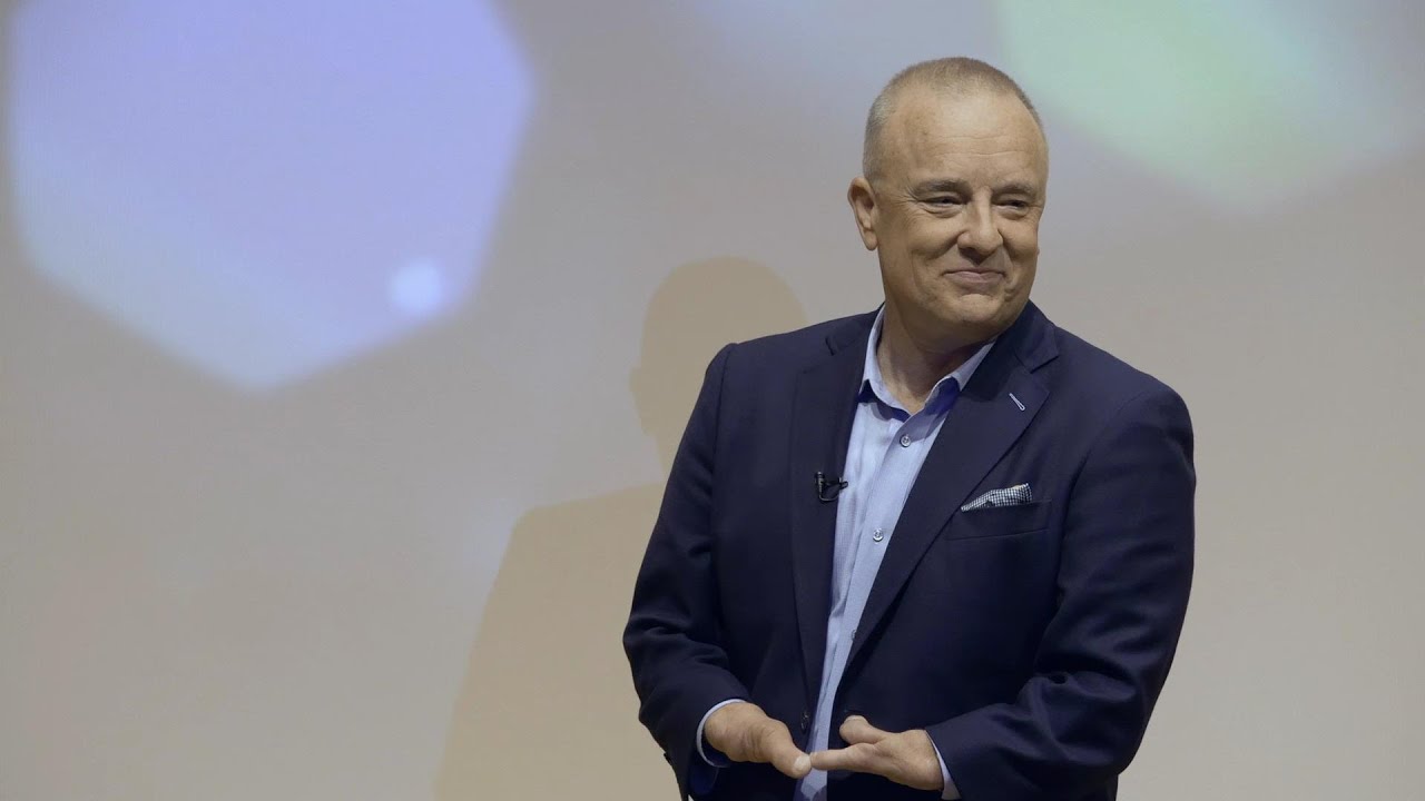 Motivational Speaker Roger Crawford - Challenges Are a Gift! - YouTube