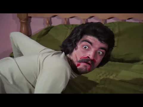 Karateci Kız - Filiz Akın, 0sman Bülent Kayabaş (Türk Filmi), FHD.1973 - Death Scene