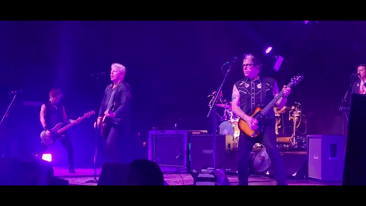 The Offspring - Original Prankster - BAYOU MUSIC CENTER, HOUSTON, TX 05 ...