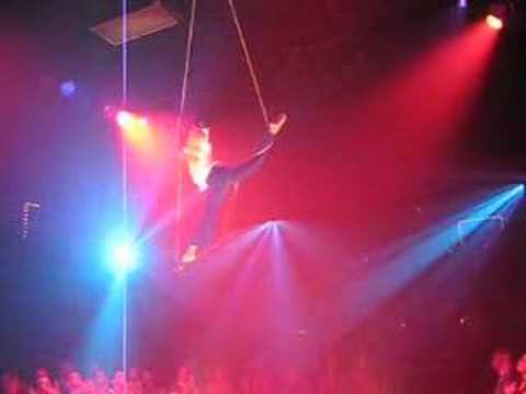 Joseph Pinzon - dance trapeze - YouTube