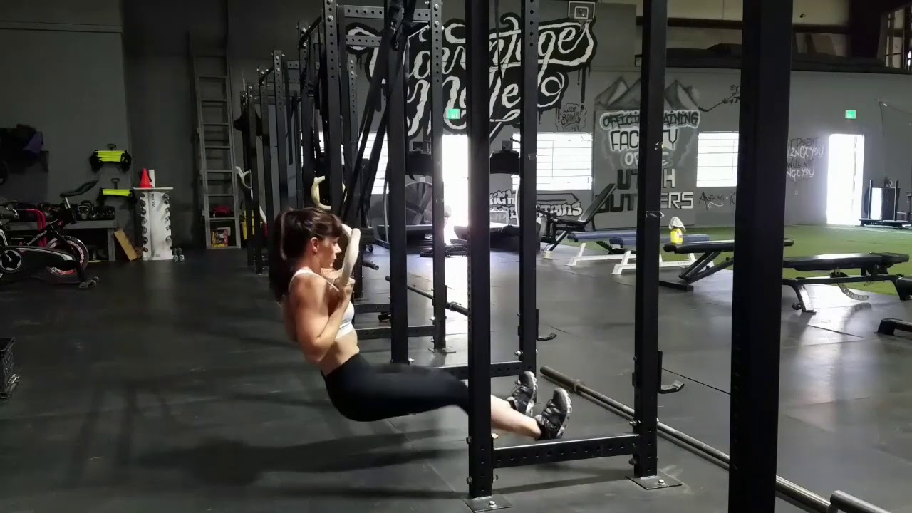 Ring Workout for the Back! - YouTube