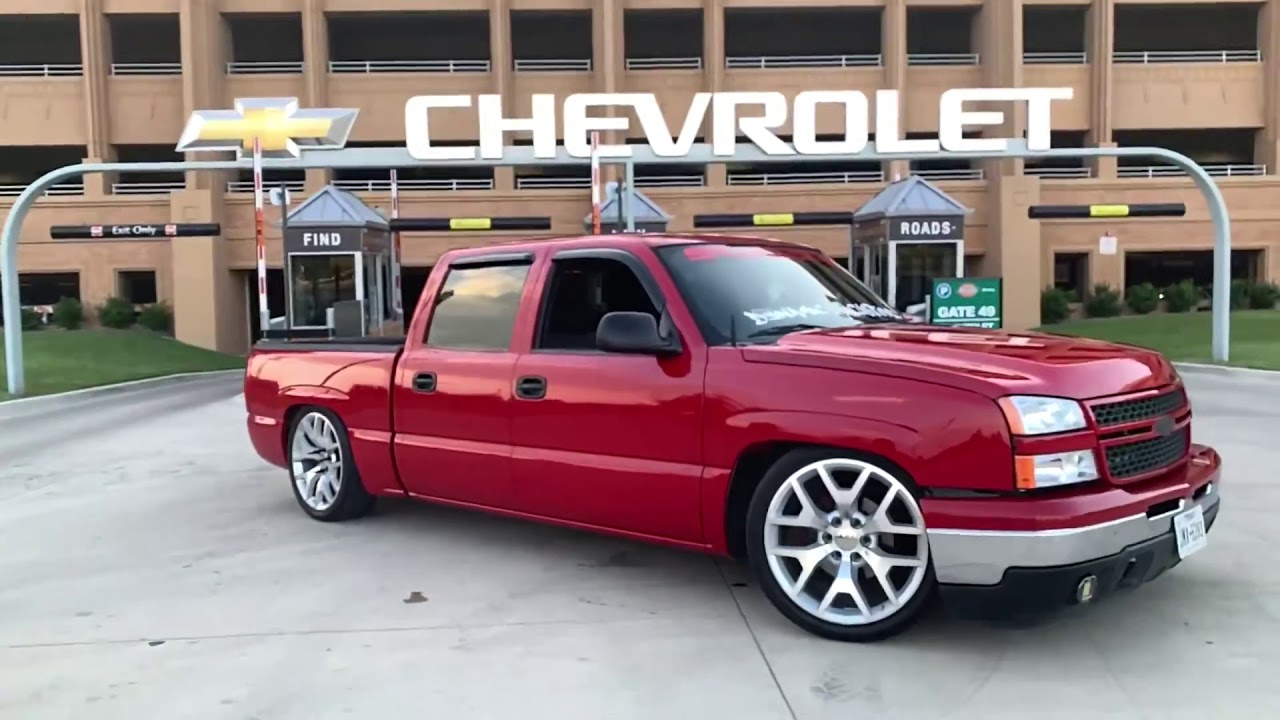 Static dropped Silverado rolling through ftworth - YouTube