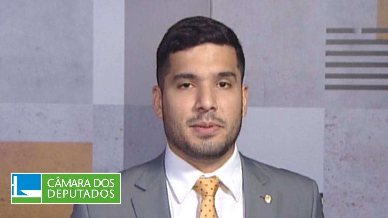 André Fernandes (PL-CE) - YouTube