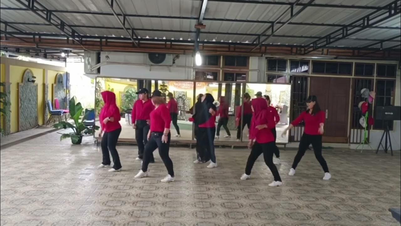 CALM DOWN REMA REMIX TIK TOK VIRAL/LINE DANCE/CHOREO/DENKA NDOLU/DEMO/NATURAL GRUP - YouTube