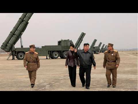 조선인민군 서부지구 장거리포병구분대의 화력타격훈련 진행