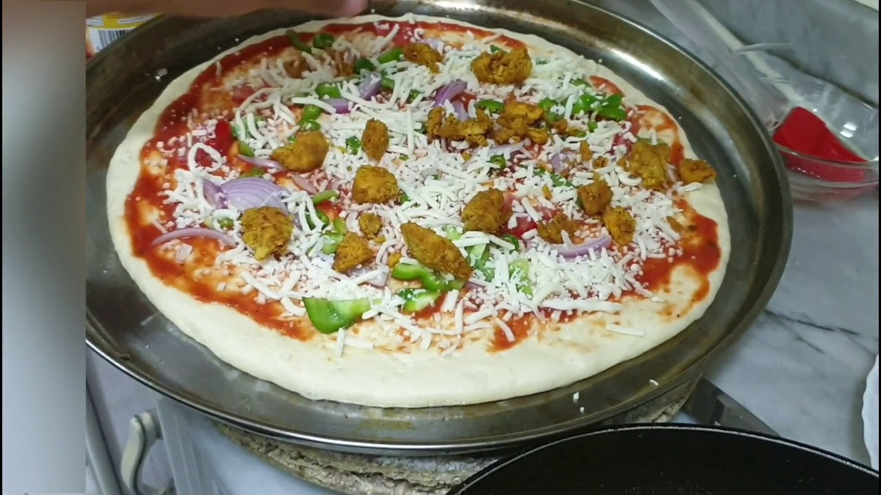 Making pizza and karahi😄 - YouTube