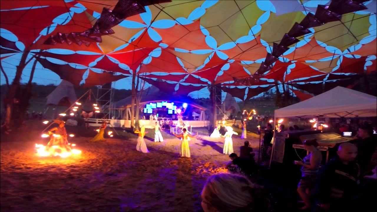 Ozora Festival 2014 - Running to main stage - The Opening - YouTube