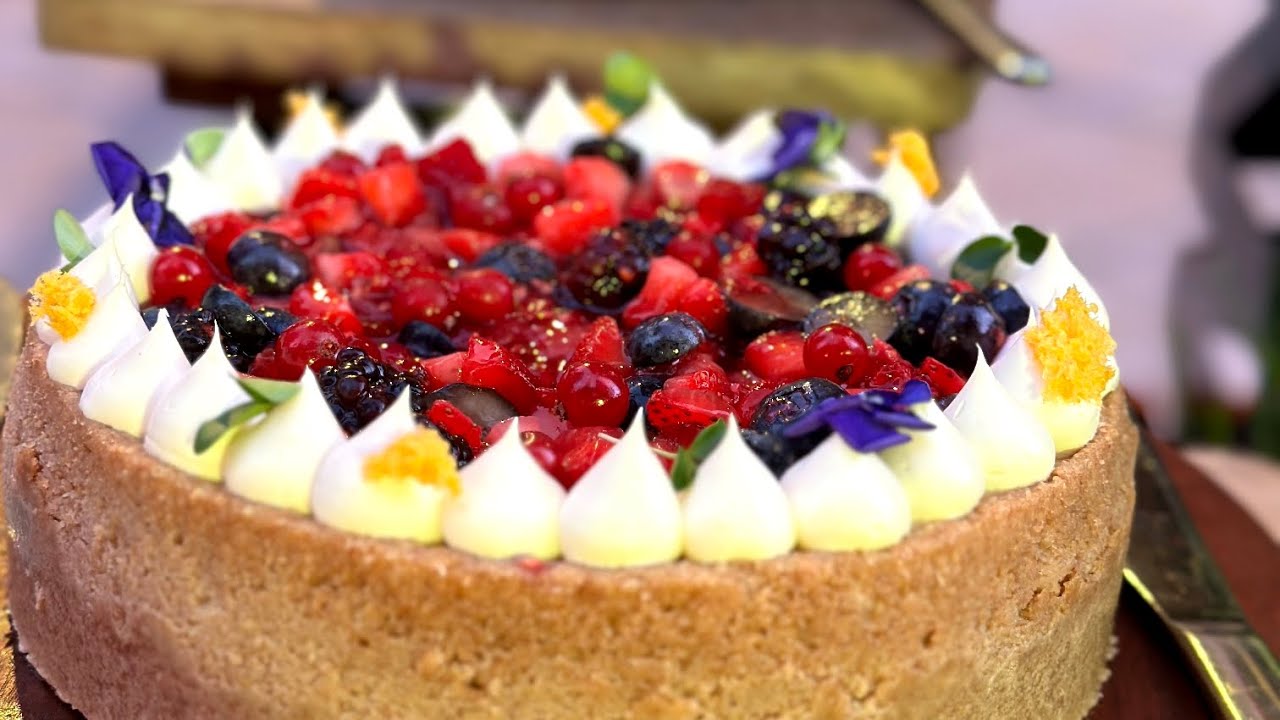 cake station.... #howtomake #setup #cake #station #cakes #recipe #dessert #foodblogger ...