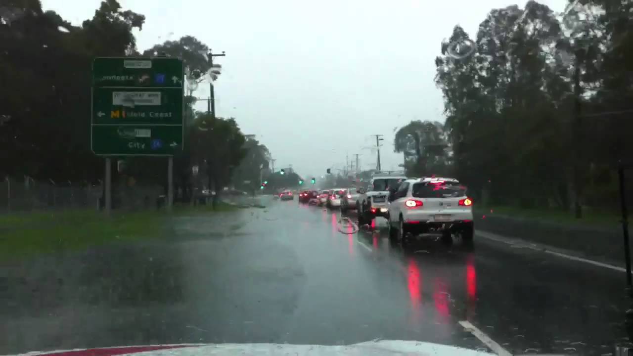 Deagon floods - YouTube