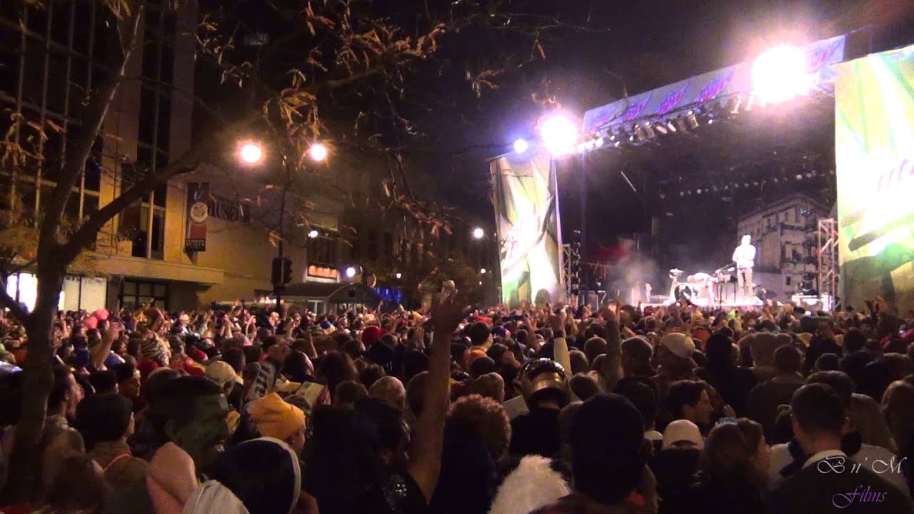 Matt and Kim Live at Freak Fest 2013 (Full Set) - YouTube