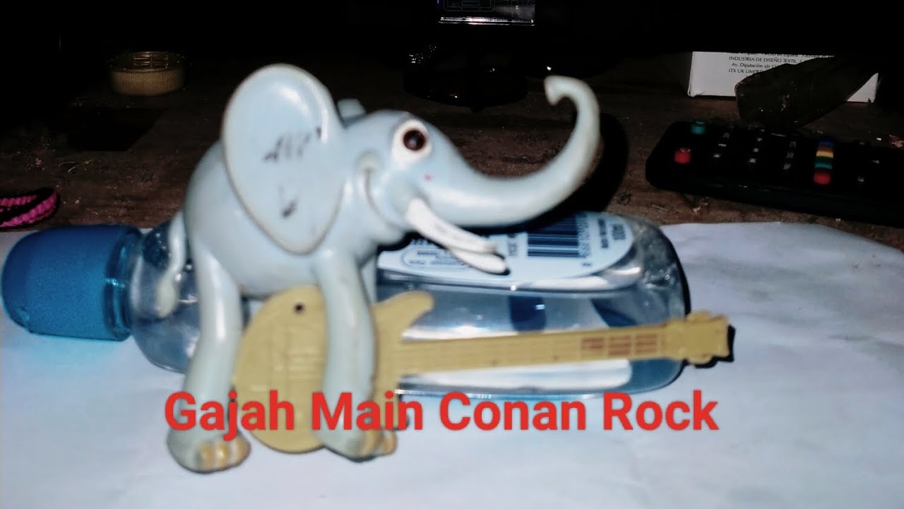 Gajah Main Gitar Conan Rock - YouTube