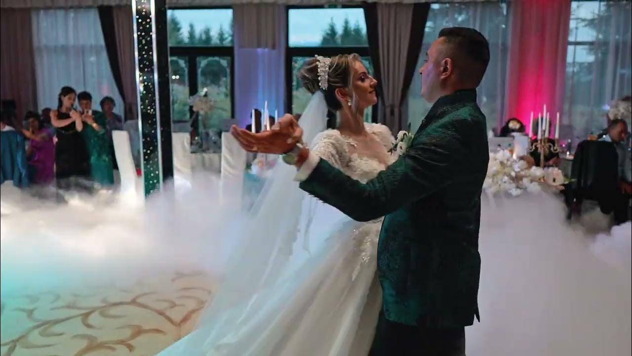 Teodora & Claudiu - Dansul Mirilor - YouTube