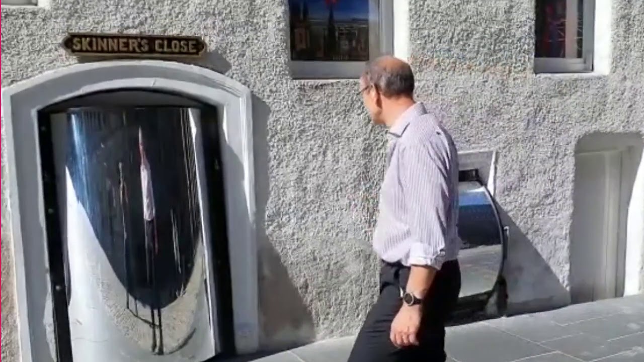 See the benefits and fun of our Bendy Mirrors! - YouTube