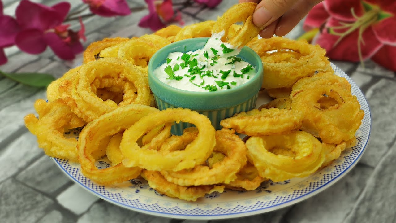 I learned this trick in a restaurant ! 😋 Homemade Onion Rings - Super ...