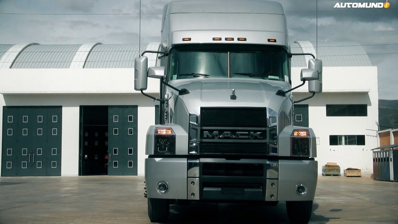 Volvo Group Peru entrega flota de camiones mixta a Transportes Santa ...