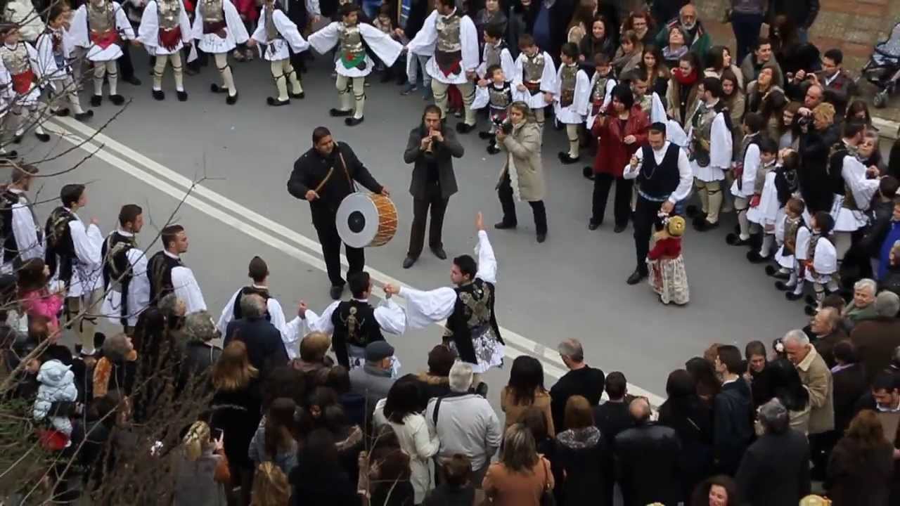 ΟΙ "ΓΕΝΙΤΣΑΡΟΙ" ΣΤΟ "ΣΠΗΛΙΟ" 2014 - YouTube