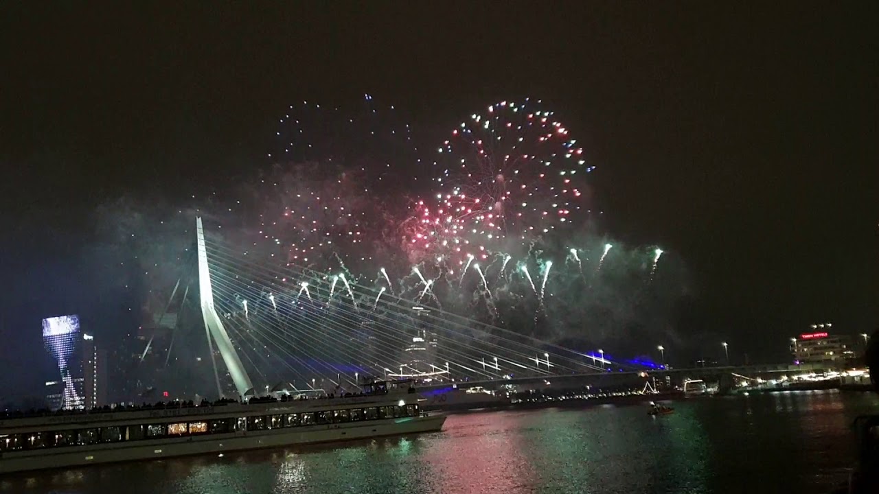 2019 New Year Fireworks LIVE Music Display - Rotterdam, Netherlands ...