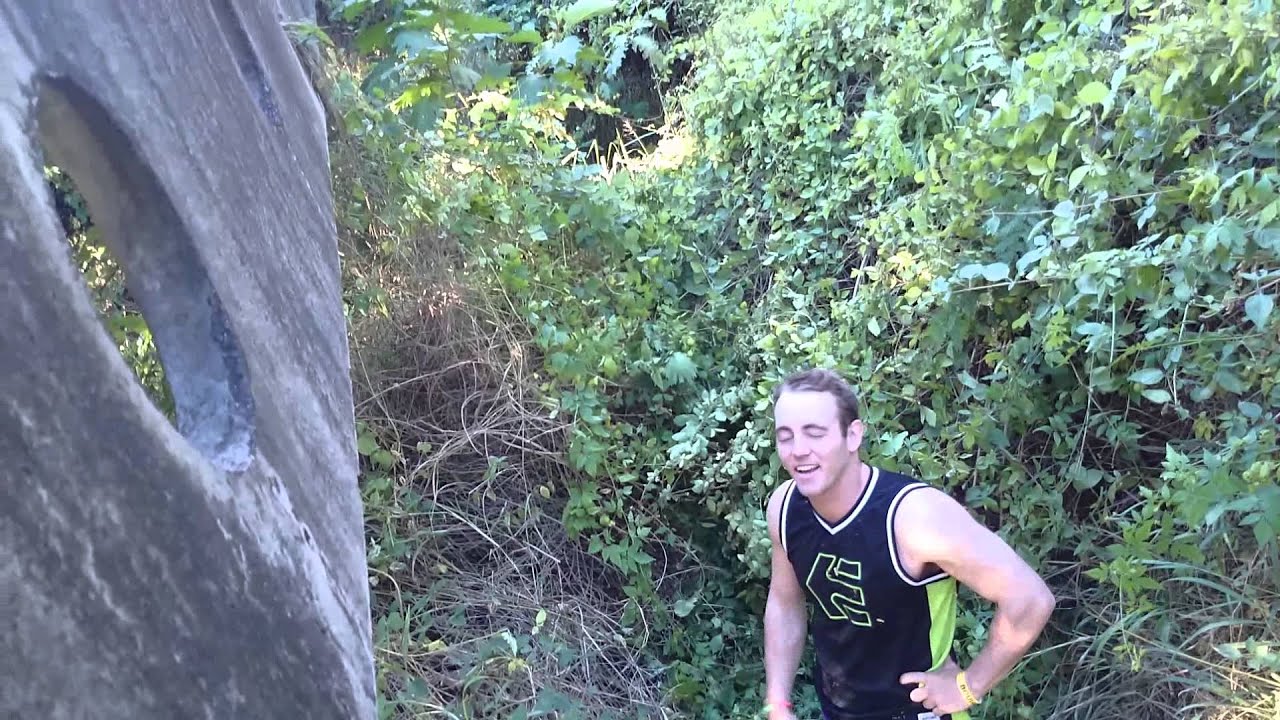 Funny jump from bridge into bush fail!!! - YouTube