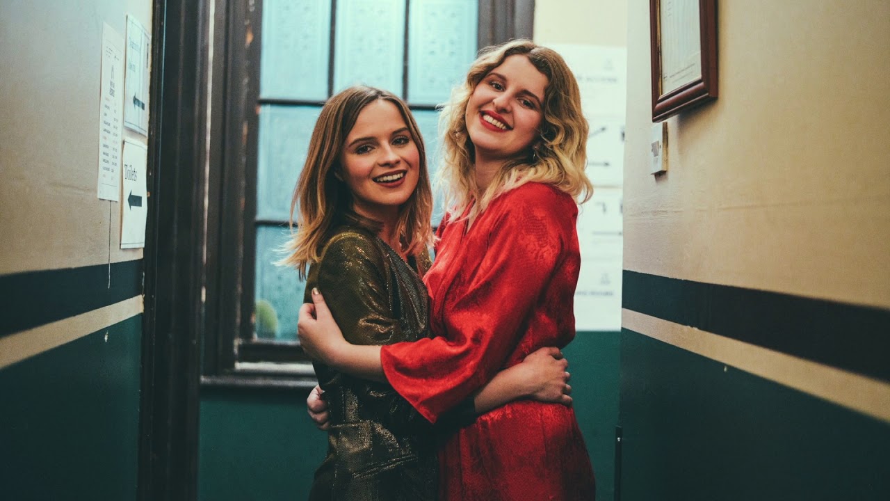 Gabrielle Aplin And Hannah Grace All I Want For Christmas Mariah Carey