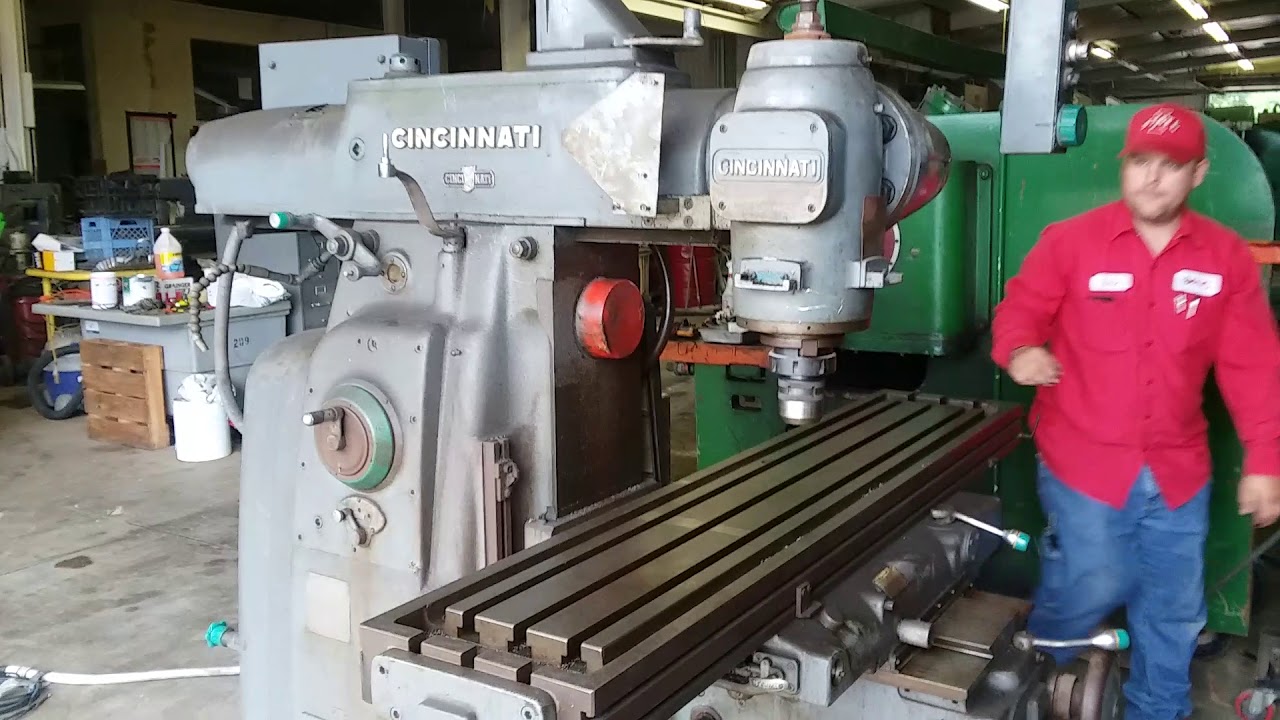 Cincinnati Horizontal Mill w/ Universal Head (76572) - YouTube