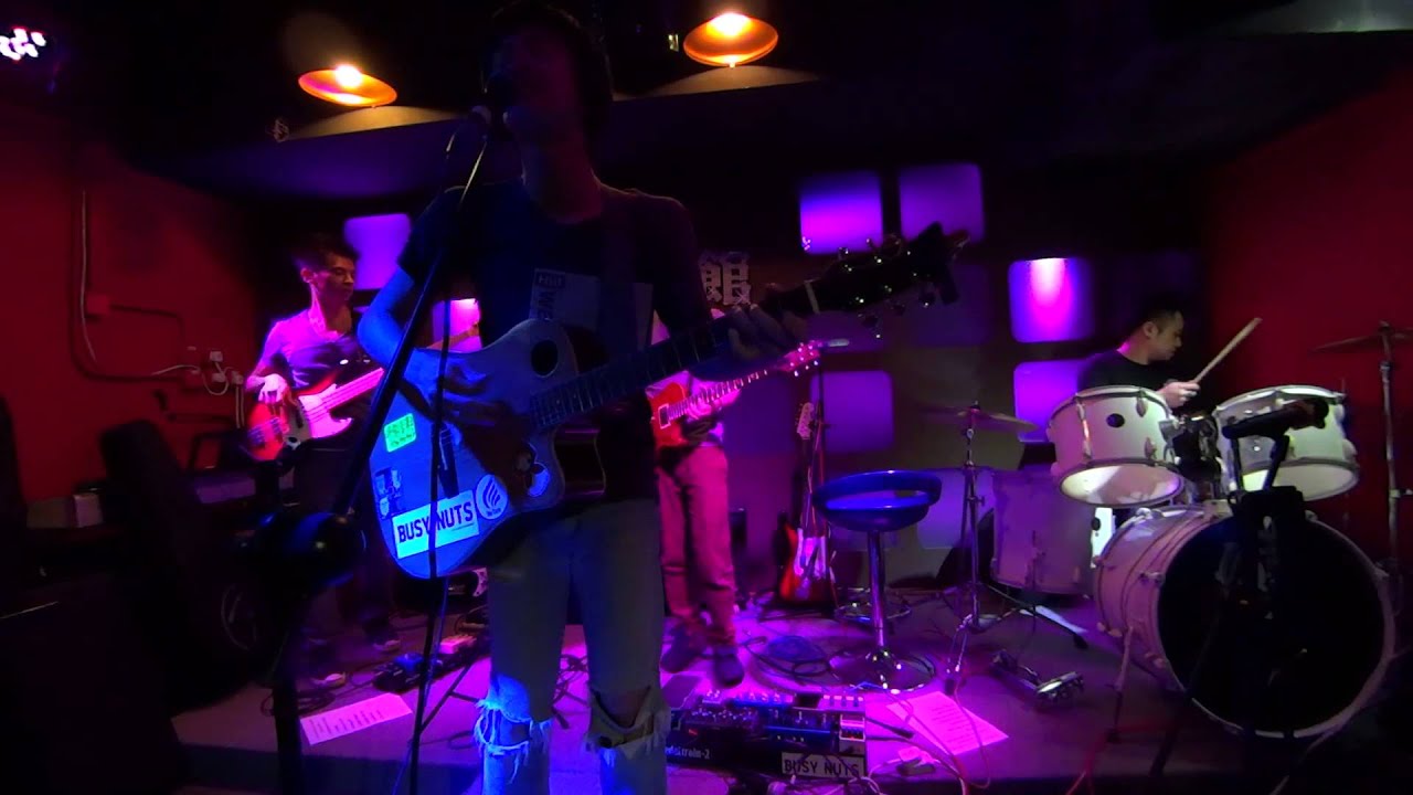2014-07-27 午間音樂 [Busy Nuts] 03 Someone like you - YouTube